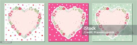 결혼식 초대장 인사말 카드를 위한 분홍색과 민트 그린 색상의 하트와 꽃이 있는 꽃 프레임 카드로 설정된 귀여운 벡터 2월에 대한