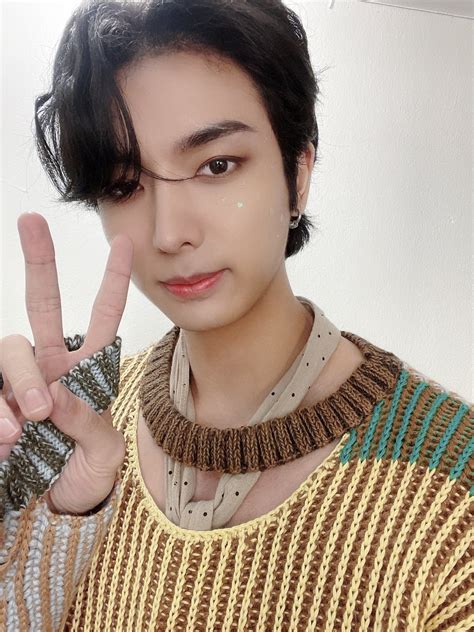 펜타곤pentagon 유토 존재 자체가 멋 유니버스 가입해야겠는데