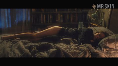 See The Hottest Diana Hopper Sexy Scenes Mr Skin