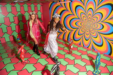 Wonderland Dreams Nyc — Average Socialite