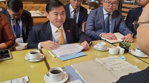 ឯកឧត្តម ហេង សួរ ជួបពិភាក្សាការងារជាមួយ អនុរដ្ឋមន្ត្រីក្រសួងសុខាភិបាល