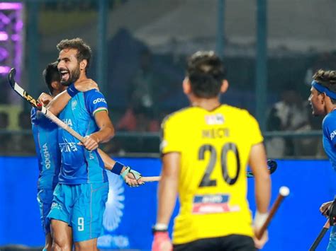 India Vs Malaysia चक दे इंडिया भारतानं कोरलं हॉकी चॅम्पियन्स ट्रॉफीवर