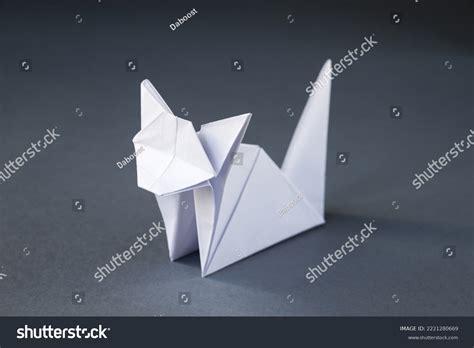 Origami Cat White Over Royalty Free Licensable Stock Photos Shutterstock