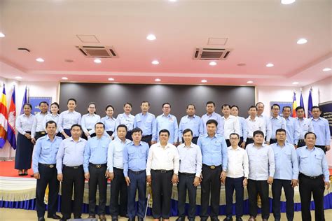 ឯកឧត្តម ហេង លឹមទ្រី ៖ ក្រោមម្លប់សុខសន្តិភាព ដឹកនាំគណបក្សប្រជាជនកម្ពុជា