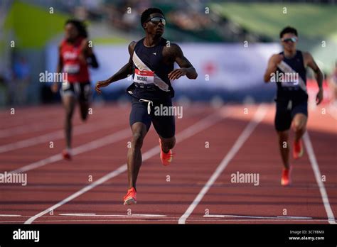 Khaleb Mcrae Center Competes In The First Heat Of The Mens 400 Meter