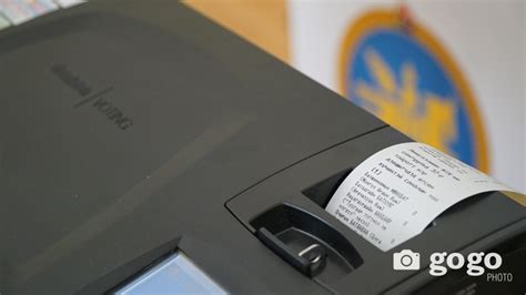 Ерөнхийлөгчийн сонгуульд нэр дэвшигчдийн мөрийн хөтөлбөрийг СЕХ нд