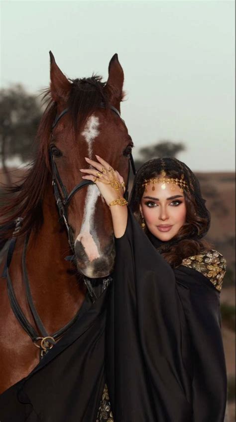 Yulia Adlı Kullanıcının ВОСТОК ДЕЛО ТОНКОЕ Panosundaki Pin Arap Kadınları Editoryal