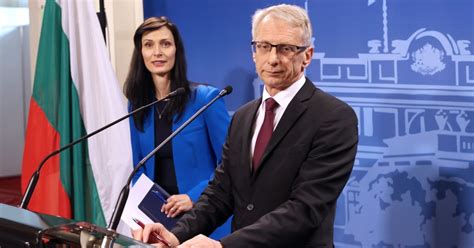 Три минути Идва общ кабинет на ГЕРБ и ПП ДБ Гешев продължава с флашките