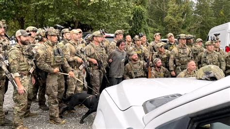 신출귀몰 미 교도소 탈옥범 잡았는데 비난 여론…왜