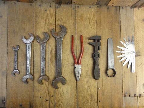 CLASSIC CAR VINTAGE BMC TOOL KIT ROLL SNAIL BRAND 3 16 5 8 W Whit 6 40 00 PicClick UK