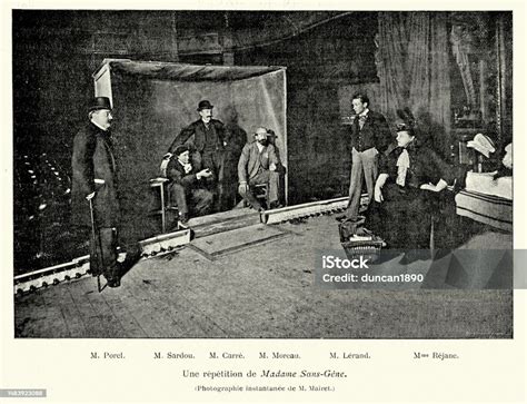 연극을 위해 리허싱하는 보드빌 배우 Madame Sansgêne은 Victorien Sardou와 Émile Moreau의 역사 코미디 드라마입니다 19세기 극장 역사 19