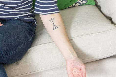 How To Make String Art DIY Arrow Art Erin Spain