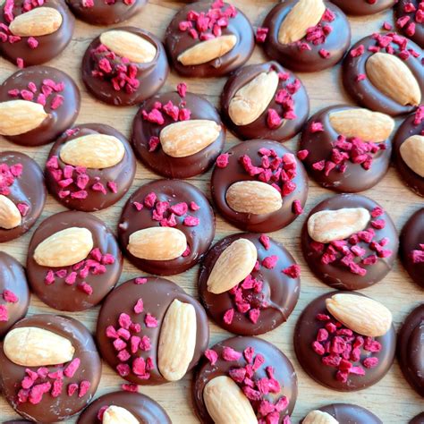 Медиани от млечен шоколад 100g шоколадови бонбони