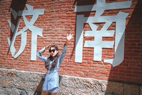 山东济南：不负春光 来老商埠感受浪漫 新华网