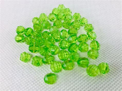 Бусины прозрачные зеленые диаметр 8 мм 50 шт купить с доставкой по выгодным ценам в интернет