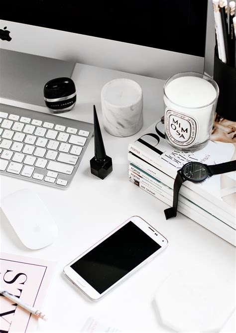 How To Overcome Digital Distractions Thirteen Thoughts