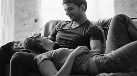 Science Proves That Trust In A Relationship Is More Essential Than Love