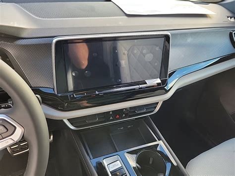 New 2024 Volkswagen Atlas Cross Sport 20t Sel Premium R Line 4d Sport Utility In Cincinnati