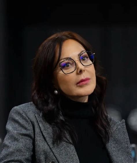 “Защо тези хора застават пред камерата и разкават пред всички за най страшните си преживявания