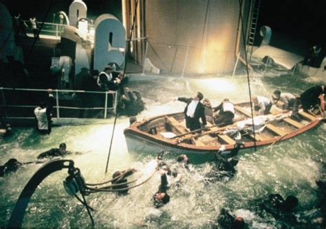The Sinking Titanic Titanic Behind The Scenes Titanic Movie