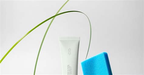 헉슬리 더 뜨거워진 여름 대비 자외선 차단제 ‘워터리 선크림 제품 출시