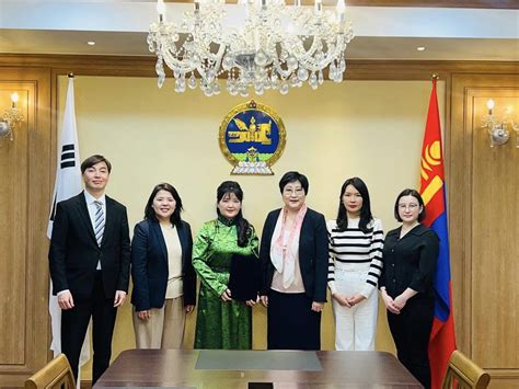 МОНГОЛ УЛСААС ЯПОН УЛСАД СУУГАА ЭЛЧИН САЙДЫН ЯАМ 駐日モンゴル国大使館