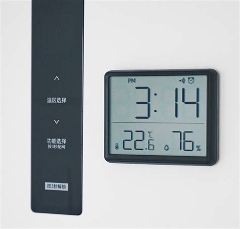 Supply China Clock Factory Lcd Alarm Clock With Temperature And Humidity Sensor Wholesale