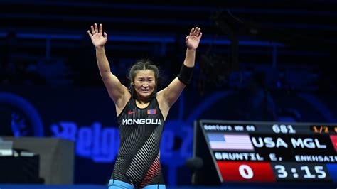 Монголын анхны мэдээллийн сайт Sonin Mn