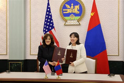 УУХҮЯ АНУ ын Хөдөлмөрийн яамтай хамтран ажиллах санамж бичиг байгууллаа