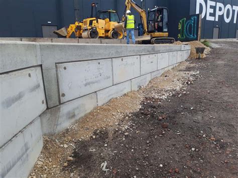 600mm Concrete Interlocking Radius Blocks