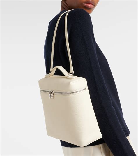 화이트 레더 백팩 Loro Piana Mytheresa