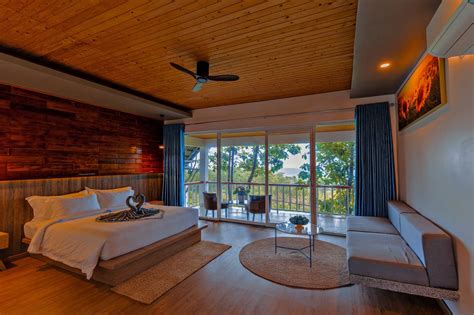 ពីមុខគំនរសំរាម ឧកញ៉ា សួរ វីរៈ សុំចិត្តភ្ញៀវចូលកម្សាន្តនៅគិរីរម្យ ត្រង់ចំណុច ជ្រោះសុភមង្គល សរសរស្តុក