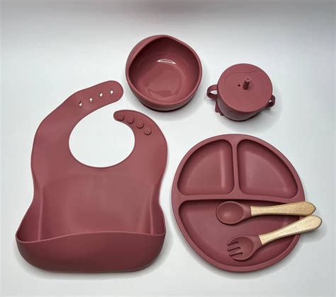 Набор детской силиконовой посуды для первого прикорма из 6 предметов Бордовый 0013 Безопасно