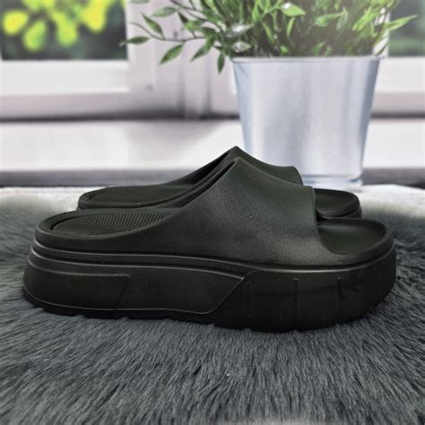 Купити Шльопанці сланці жіночі Progress чорні пінкові на платформі 4768 по низькій ціні в По сезону