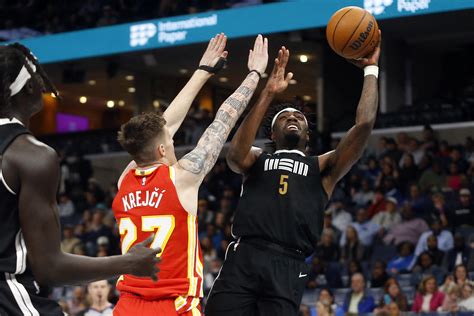 Dejounte Murray Scores 41 As Hawks Top Grizzlies Reuters