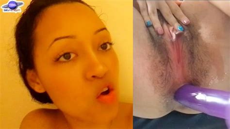 Saturno Squirt My Lover Records Me In My Intense And Very Fast Anal