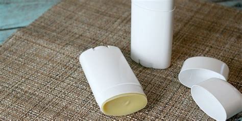 ΧΕΙΡΟΠΟΙΗΤΟ ΑΠΟΣΜΗΤΙΚΟ ΜΕ ΛΑΔΙ ΚΑΡΥΔΑΣ