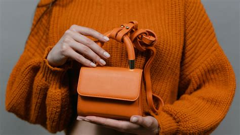 20 Versatile Accessories You Can Wear All Year Round