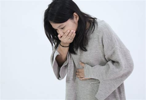 Жирэмсний эрт үеийн хордлогыг хэрхэн хөнгөвчлөх вэ