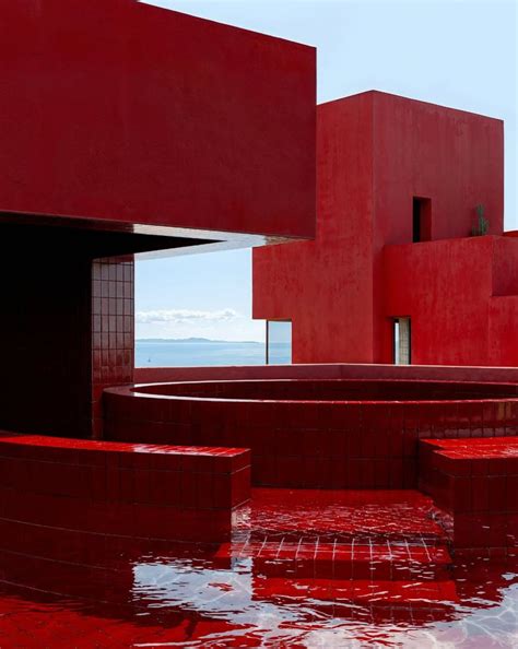The Red Sol Resort X Ricardo Bofill Taller De Arquitectura On Albanie Rait Y Avoir Pensé