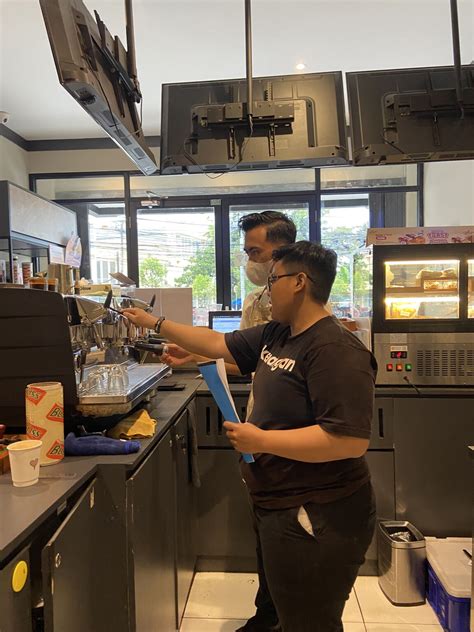 Nadya Putri Sukmawati On Linkedin Pada Hari Ini Saya Melakukan Barista