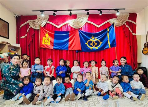 Дархан Уул аймаг 26 р цэцэрлэг “ДУНД” бүлэг Facebook