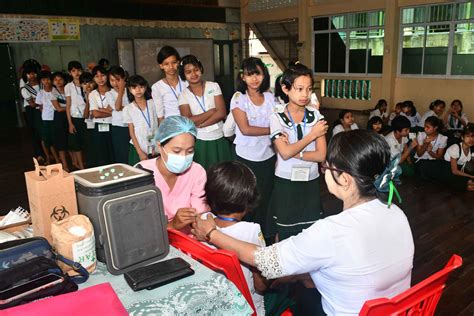 ကျောင်းအခြေပြု သားအိမ်ခေါင်းကင်ဆာ ရောဂါကာကွယ်ဆေးများကို မြိတ်မြို့နယ်အတွင်းရှိ အခြေခံပညာကျောင်းမ