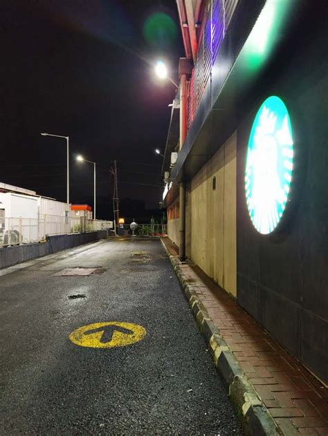 Xiaomi Mi A Review Stock Android Triple Camera AMOLED Display At The Right Price Firstpost