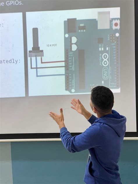 Arduino Instructor Arduinobootcamp Sofiane Hariri