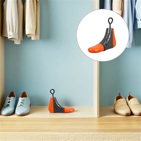 Lolippyy Universal Plastic Shoe Horn And Toe Box Stretcher For Shoe