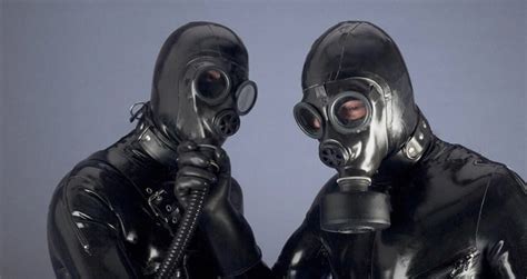 gas mask in kink sex the complete guide to use
