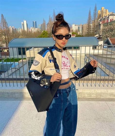 กำลังมาแรง 30 แฟชั่นแจ็คเก็ตวินเทจ ธีมนักซิ่งตัวแม่ Ladyissue เว็บรีวิวเครื่องสำอาง ชุมชน