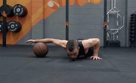 How To Do A One Arm Pushup In Simple Steps