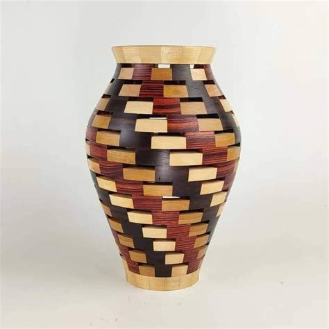 ကျွန်းနက်လေ့လာသူများဆုံဆည်းရာ